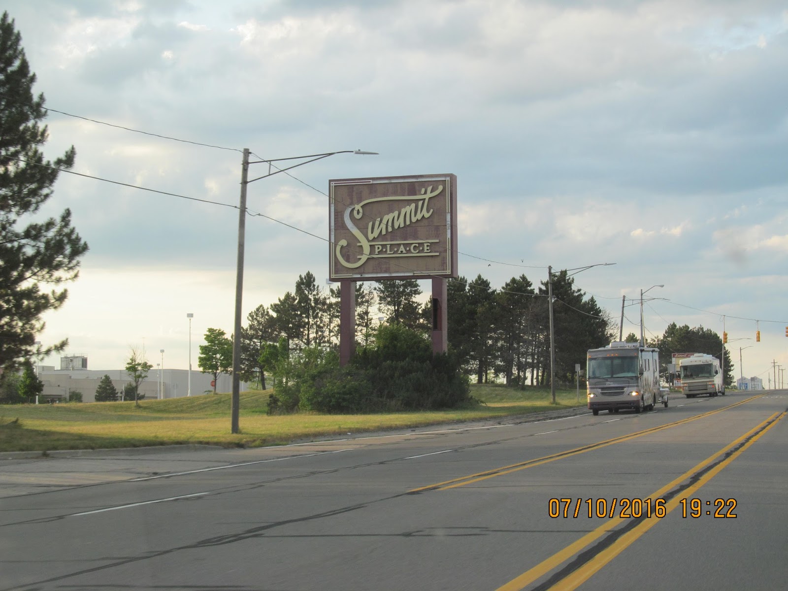 Trip to the Mall: Summit Place Mall- [Waterford Township (Pontiac ...