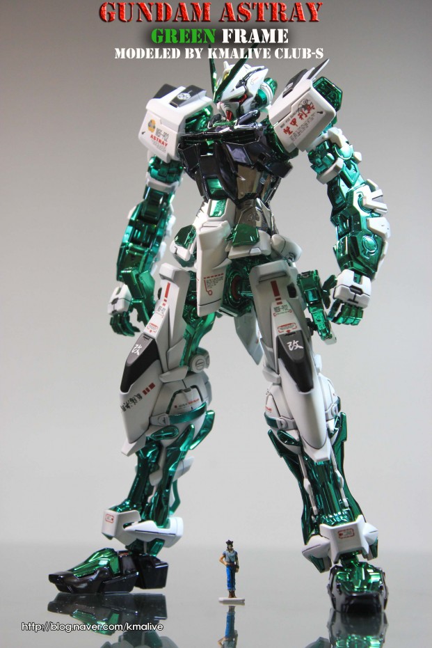 Custom Build: MG 1/100 Gundam Astray "Green Frame"