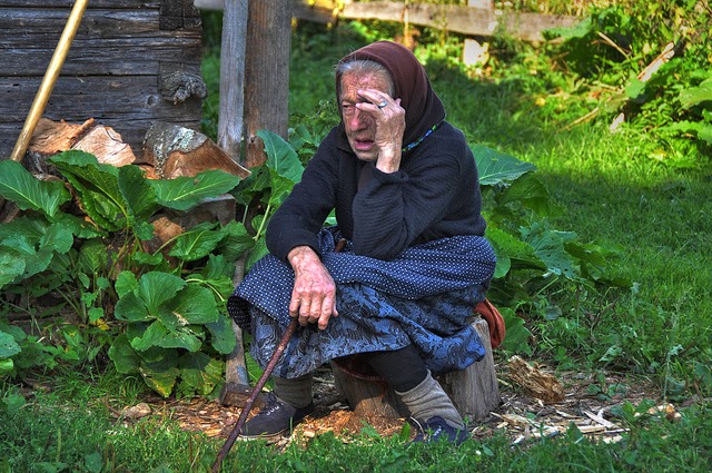 Frum Gay Girl: THE LESBIAN PROFESSOR: NOT OUT TO FAMILY AND FRIENDS