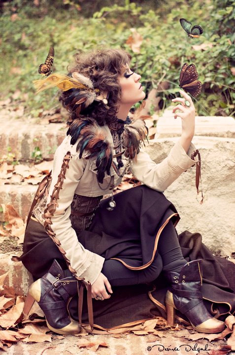 La Nouvelle Époque: El costurero real, la ropa medieval en el siglo XXI