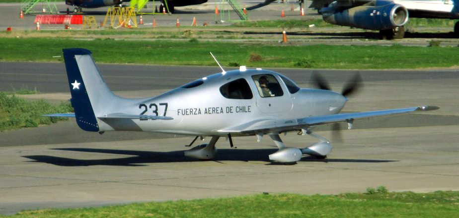 El Observador Aeronáutico: Nuevos Cirrus para la FACh