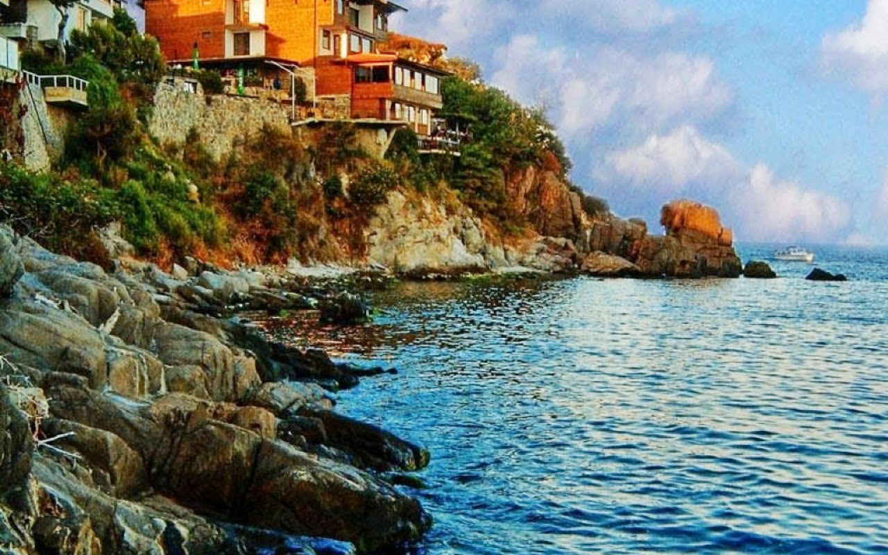 Imagini de vara pentru desktop : 10 insule de vis - Planeta Tech