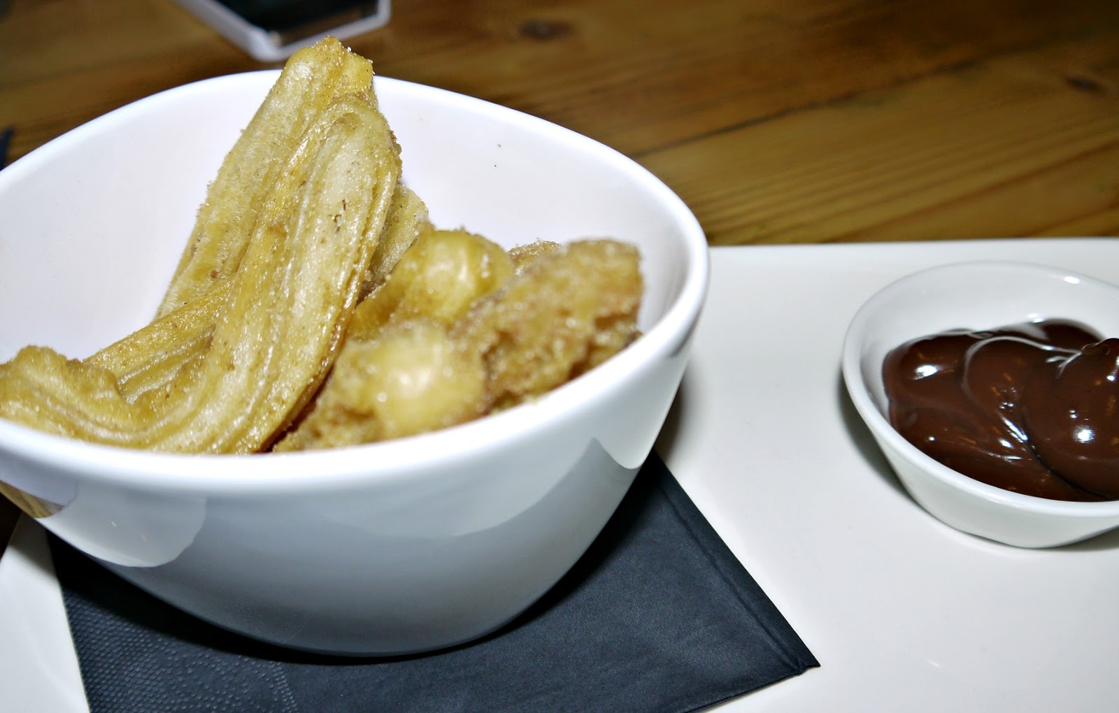 Inside the Wendy House: A Romantic Meal for Six