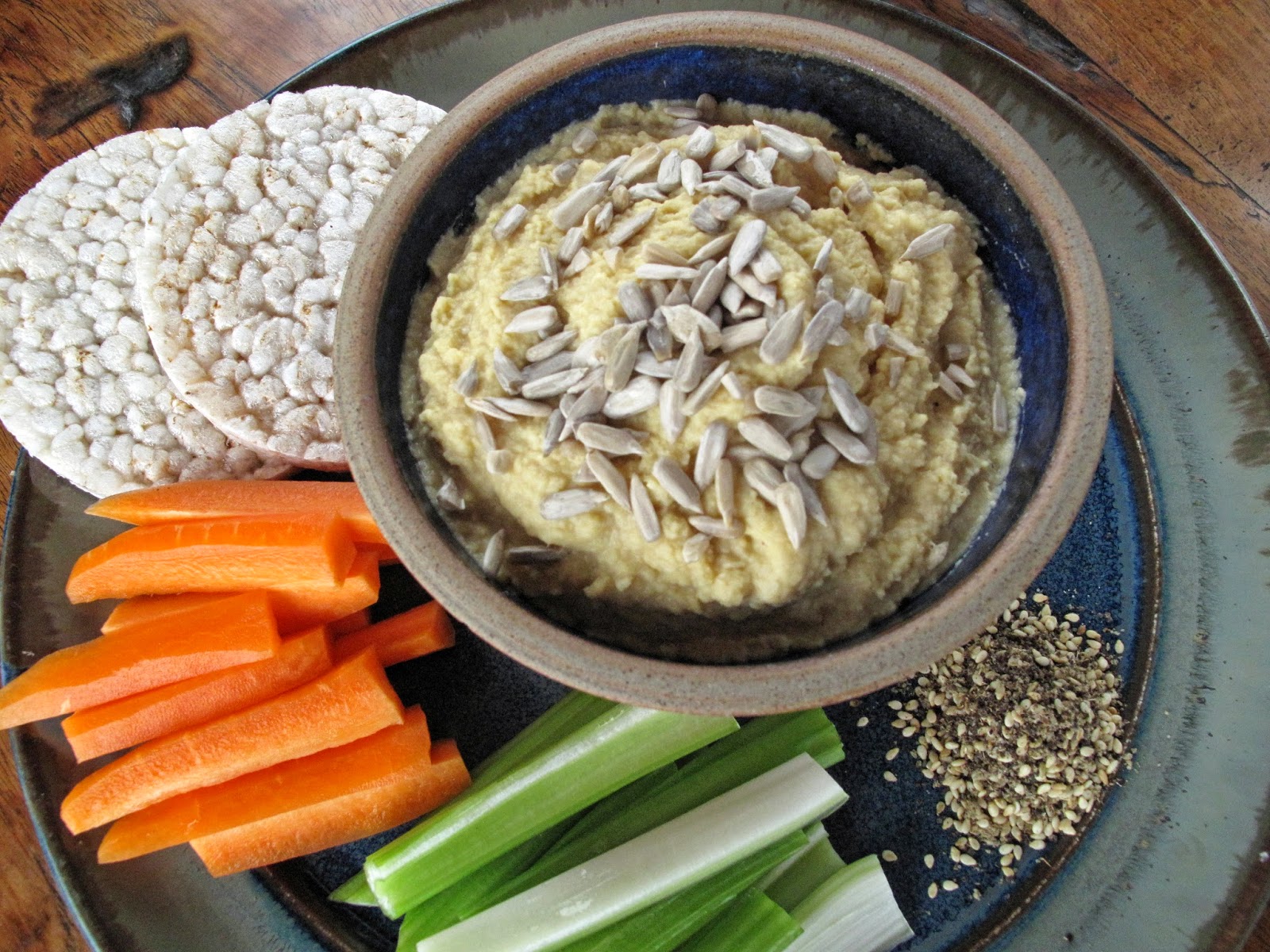 Foodie Fancies: Hummus - the snack of champions!