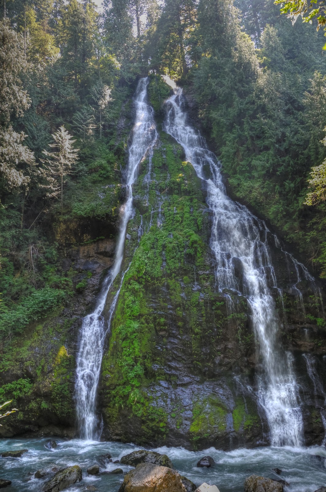 nature big nature small: Feature Falls, boulder river trail , Arlington, Wa