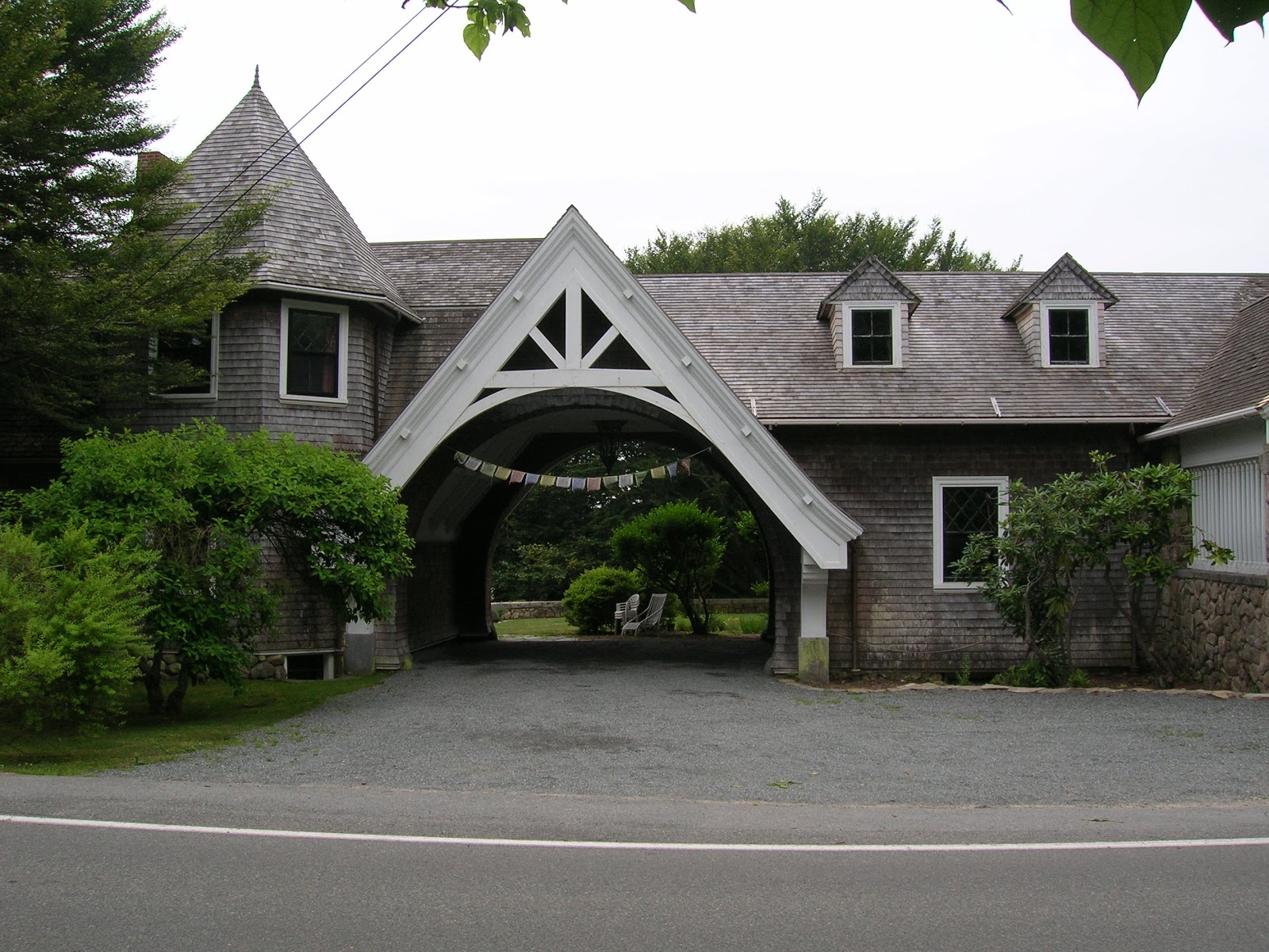 The Designer's Muse: Style Trend: The Porte Cochere