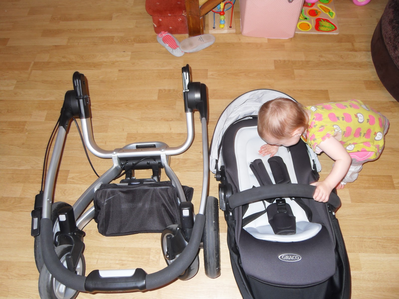 Beth's bits and blog's reviews: Graco Symbio pushchair