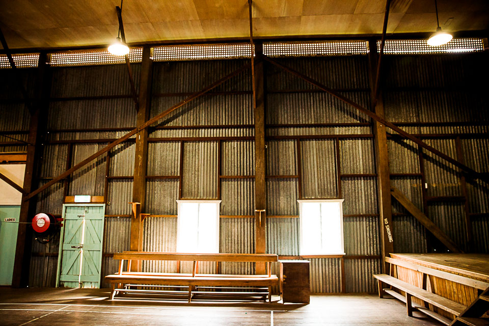 Ngaire Naran Photographer: Hall Hunting!