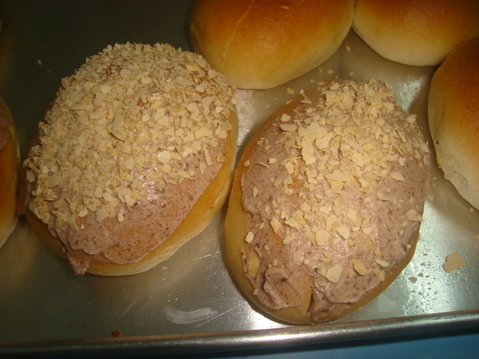 KEK WARISAN BONDA..... neenakeksarawak.blogspot.com: Kelas Roti Bun