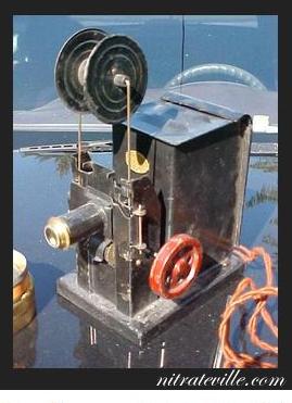 Junk Unjunk!: Toy Movie Film Projector
