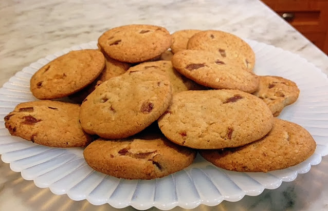 A Cake Bakes in Brooklyn: Butterscotch Refrigerator Cookies