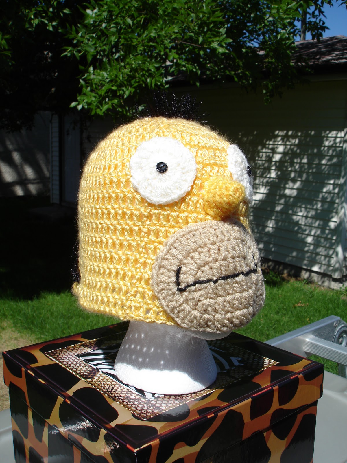 ToppyToppyKnits: Homer Simpson Inspired Crochet Hat