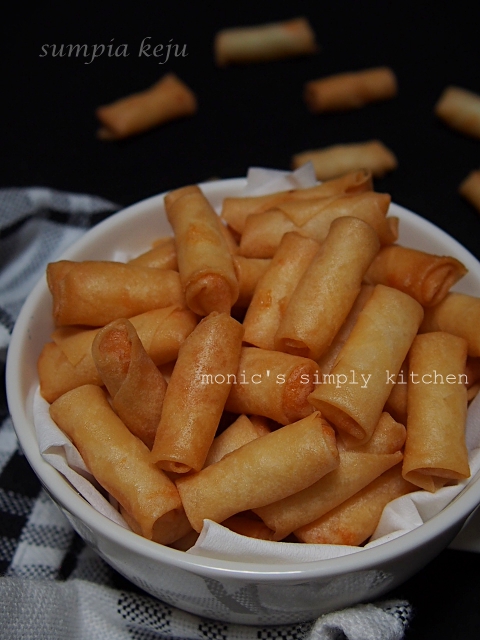 Sumpia Keju - Monic's Simply Kitchen