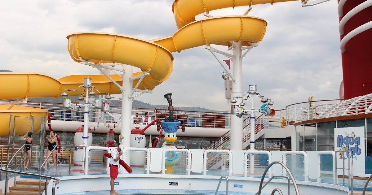 Mis ojos viajeros: Cómo es la piscina del Disney Magic??