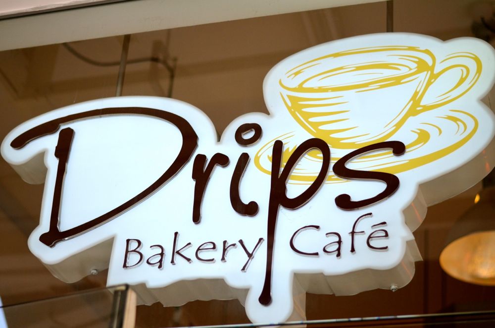 Chloe WL: Drips Bakery Cafe & Forty Hands Coffee