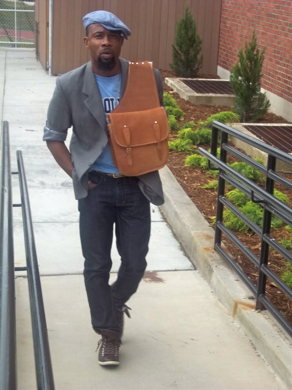 Hues Somebody: April 2011