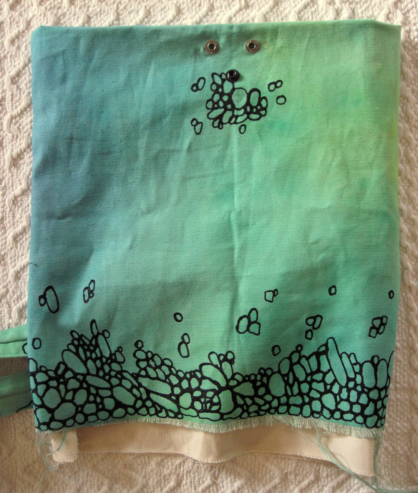 Tough skin.: Lizard Back Pack