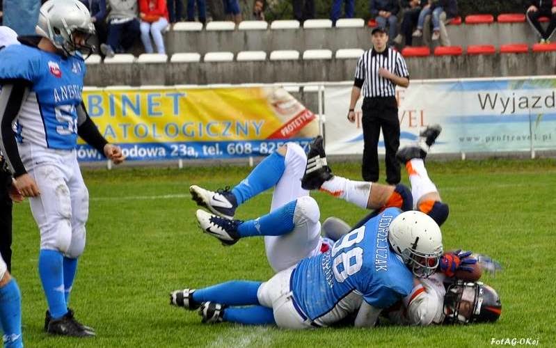 Poland: 16 Year Old QB Leads Angels To Victory [GameFilm] | Touchdown ...