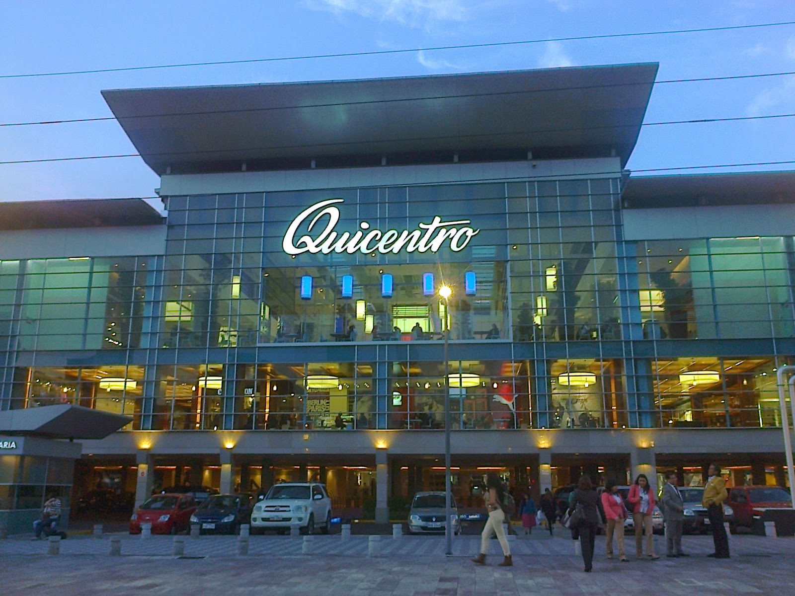 Centros Comerciales en Quito - Quicentro Shopping (Norte, Naciones Unidas)
