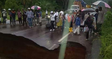 Erosion collapses Cameroon highway into two, leaves travelers stranded ...
