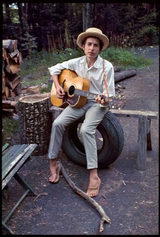 46 Interesting Color Photos of a Young Bob Dylan in the 1960s ~ vintage ...