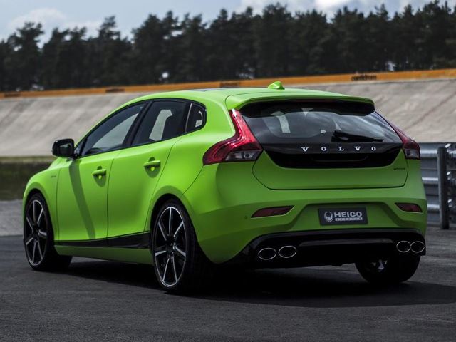 Very Green Very Powerful Volvo V40 by Heico