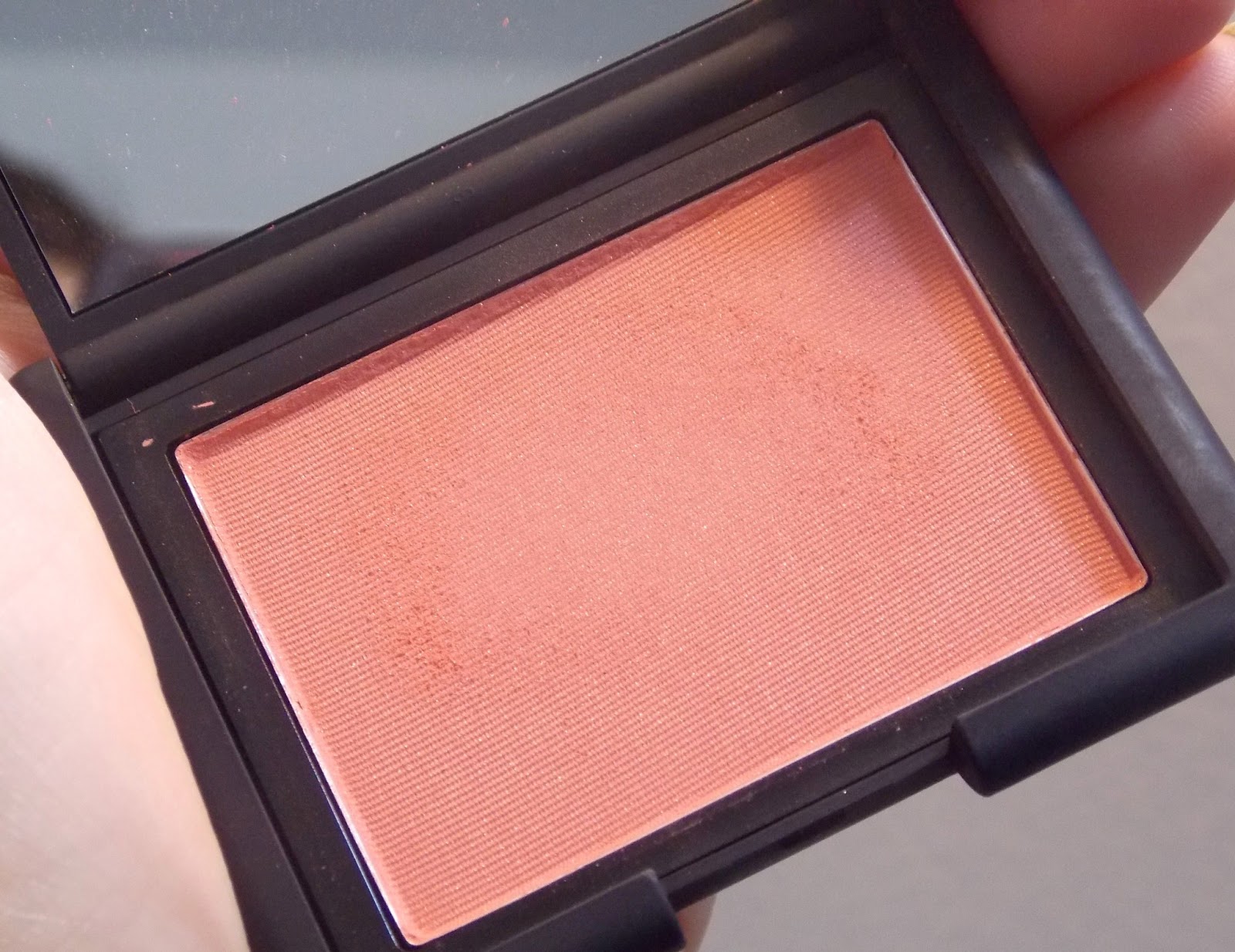 The beautiful world of Lennyn B: NARS TORRID Blush