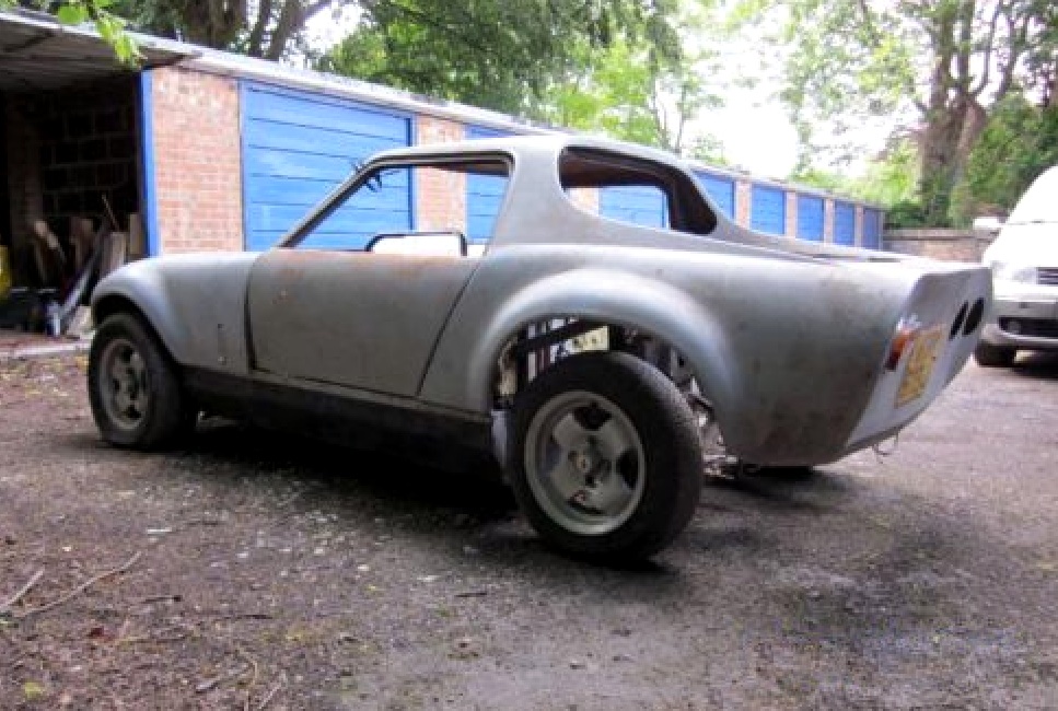 Maximum Mini: Rallying a Cox GTM