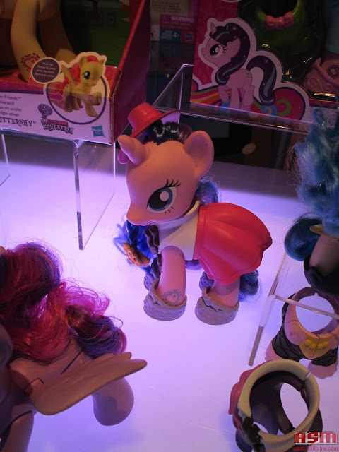 Equestria Daily - MLP Stuff!: Toy Fair 2016 - All the Brushable My ...
