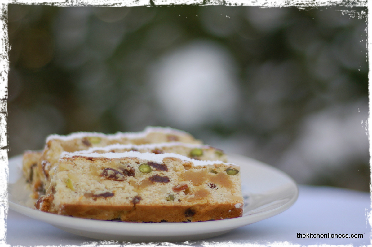 The Kitchen Lioness: Christmas Stollen Bar Cookies - Stollenkekse