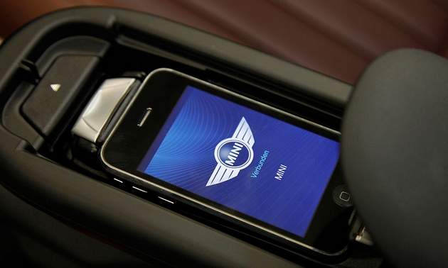 TOOFASTCV: Mini connected!