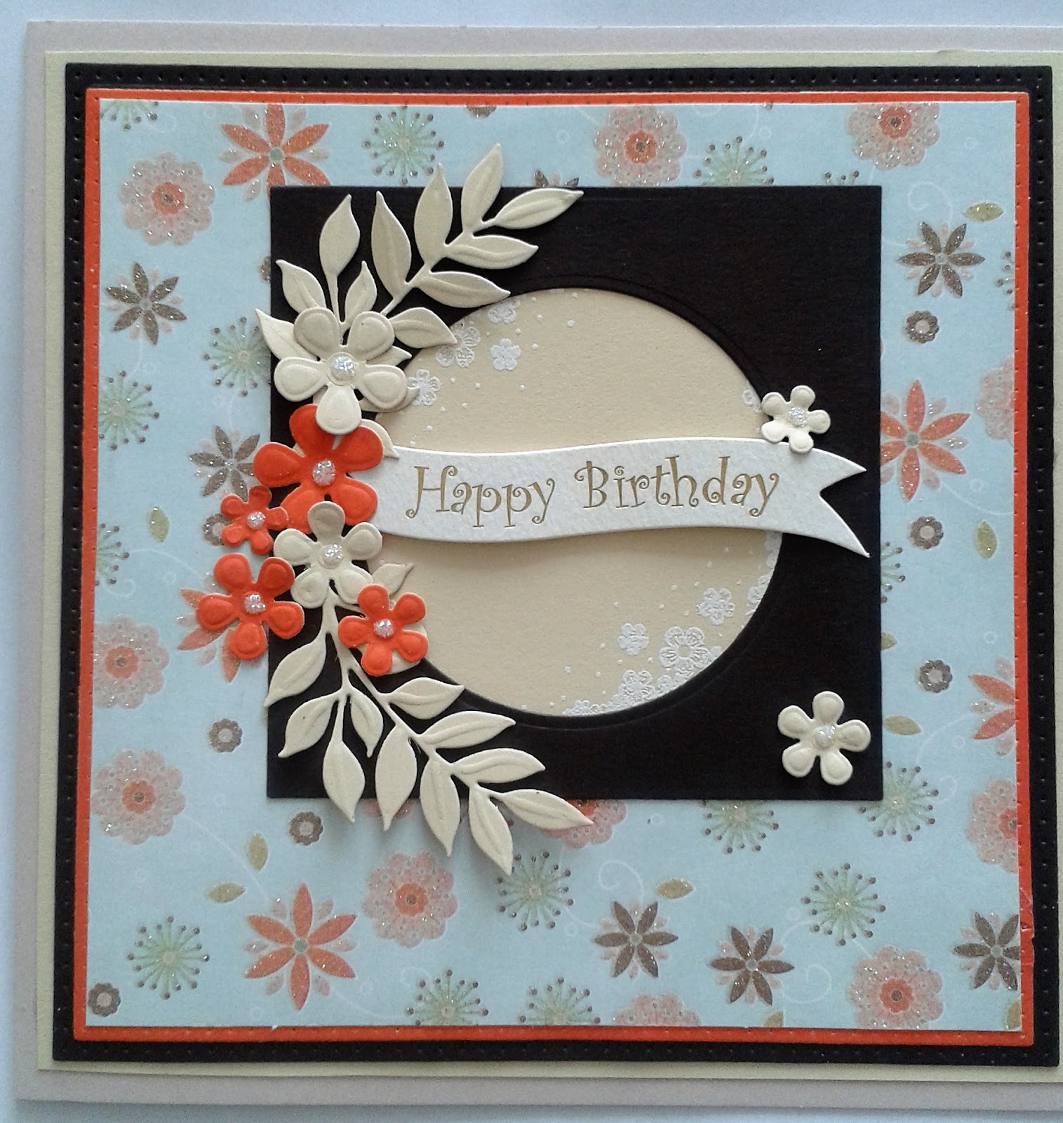 Ivy Leaf Crafts: Glittered flowers