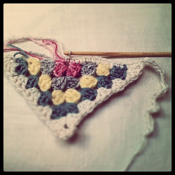 Get Smitten by Lisa Pocklington: Crochet Bunting Tutorial