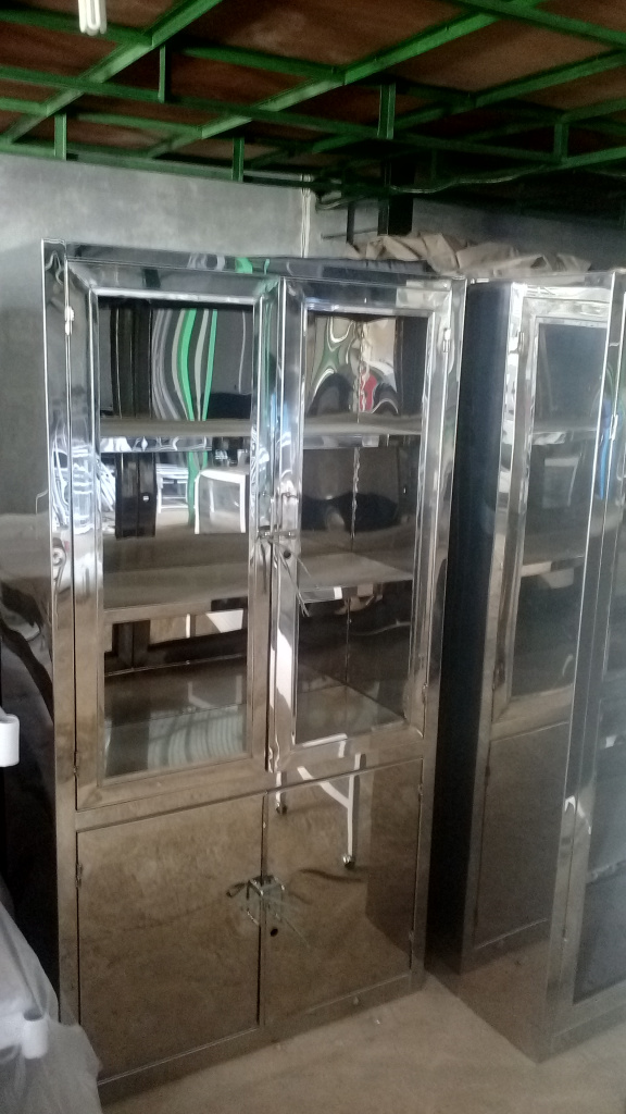 Lemari Instrument | Lemari Rumah Sakit | Lemari Obat - Prima Kreasindo Jaya