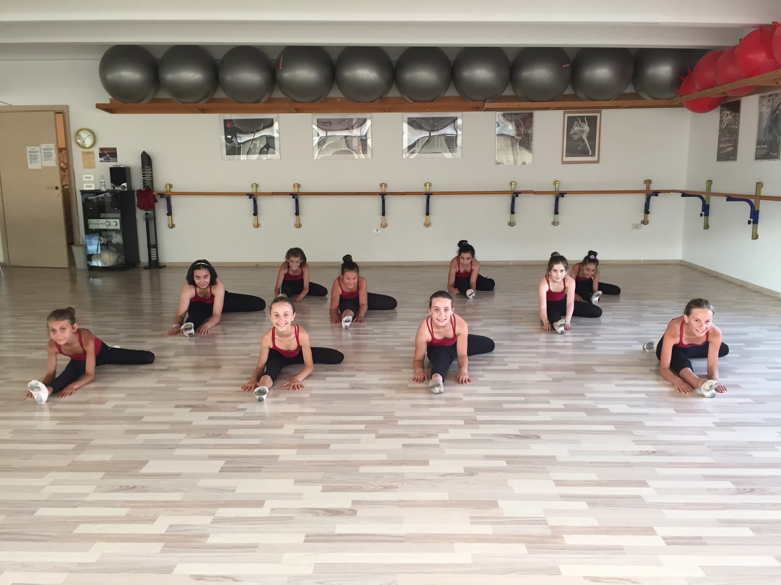 ACCADEMIA ASD: SCUOLA DI DANZA: CLASSICA, MODERNA e HIP HOP