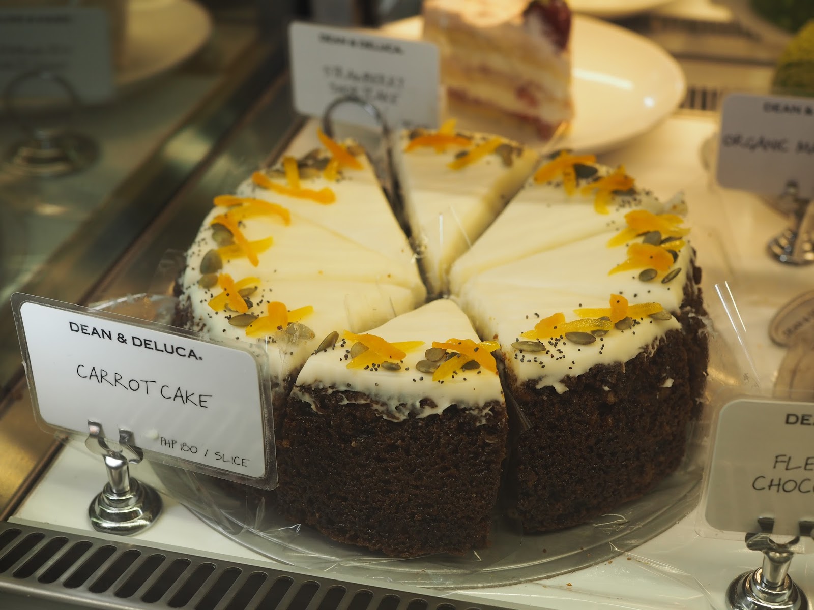 Travels with Gusto: Dean & DeLuca: Fine New-York-style Pizzas and Pastries