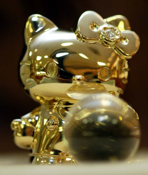 10 Wonderful Things Made of Gold | Picture Gallery