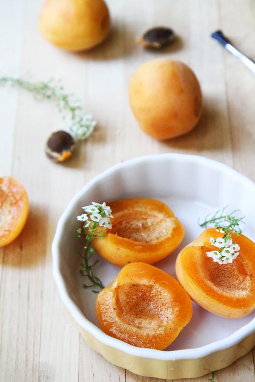 Gourmet Baking: Apricot and Matcha Tiramisu