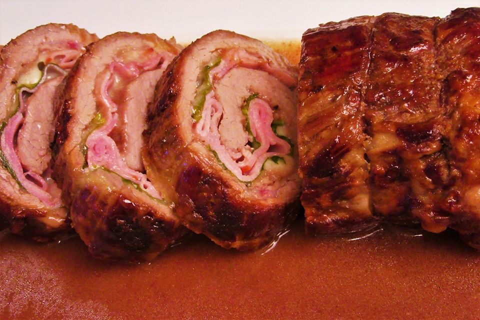 Savršen ručak mesna rolada s umakom / Perfect lunch Meat rolls with sauce