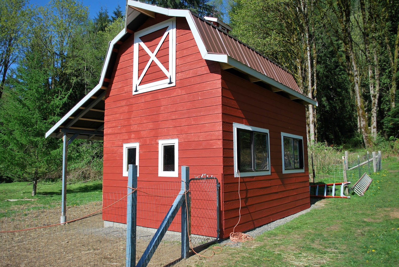 Twisted Fern Farm: Little Red Barn