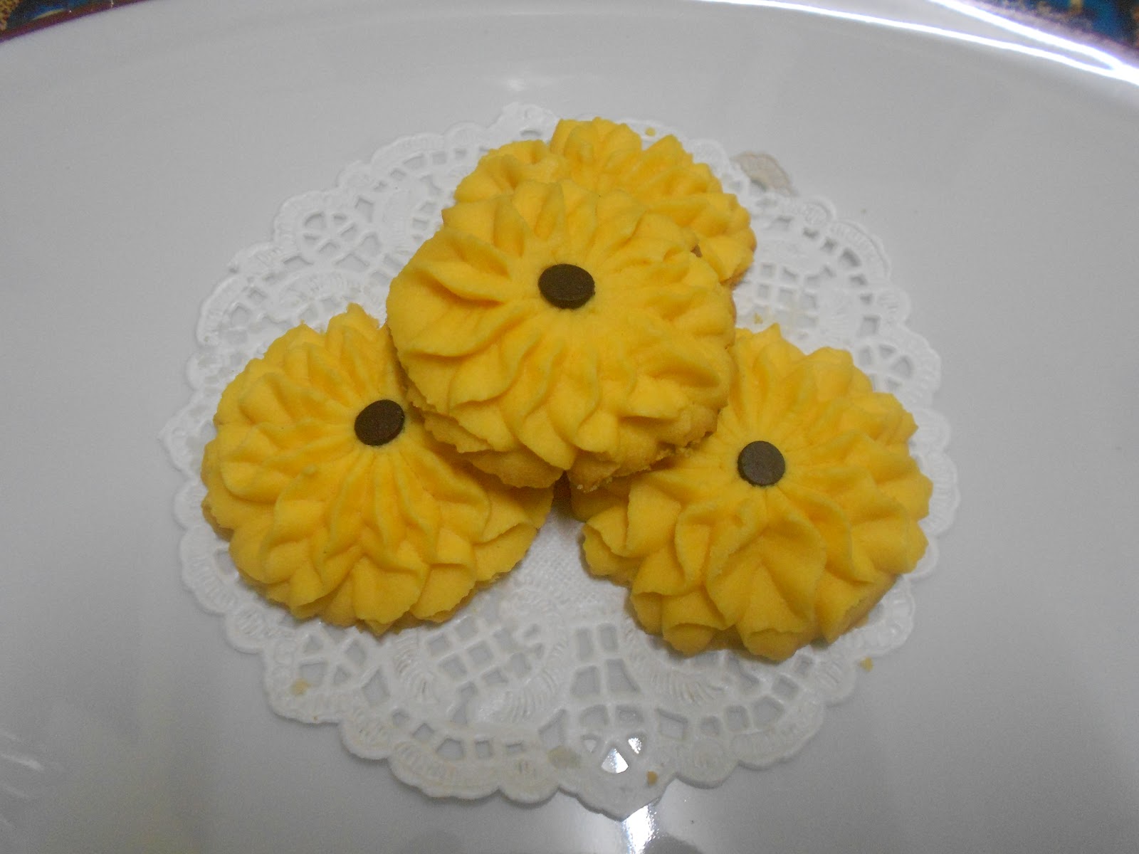 Arlyna's Cakes, Chocolates And Cookies: Biskut Raya 2012