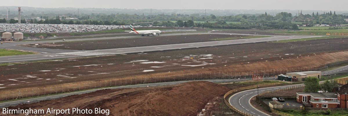 Birmingham Airport Photo Blog: Emirates Boeing 777 A6-EGT is the first ...