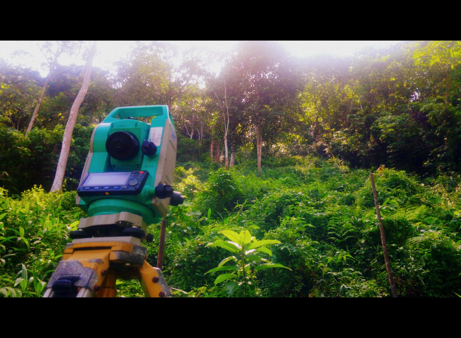 Juru Ukur Tanah,Land Surveyor: April 2011