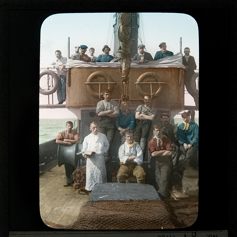 Hull Trawlers: Amazing Photo Collection That Shows Daily Life of ...