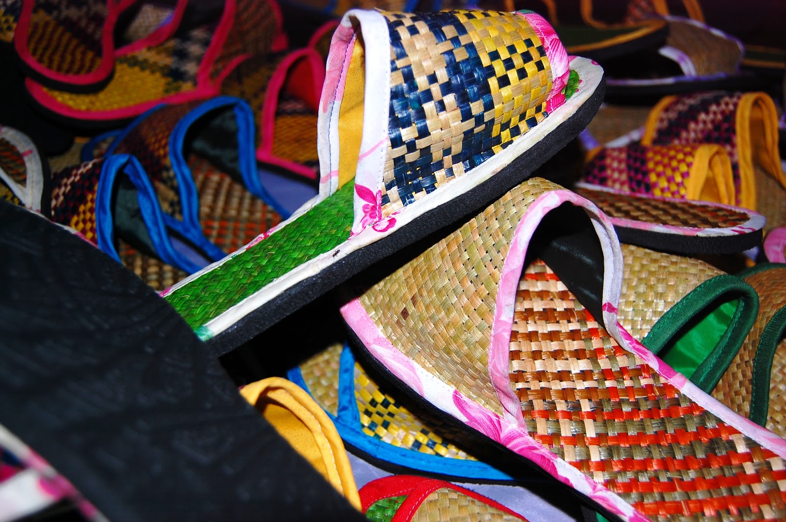 Samars' Novelty and Souvenirs (Online Showroom): Banig slippers reaches ...