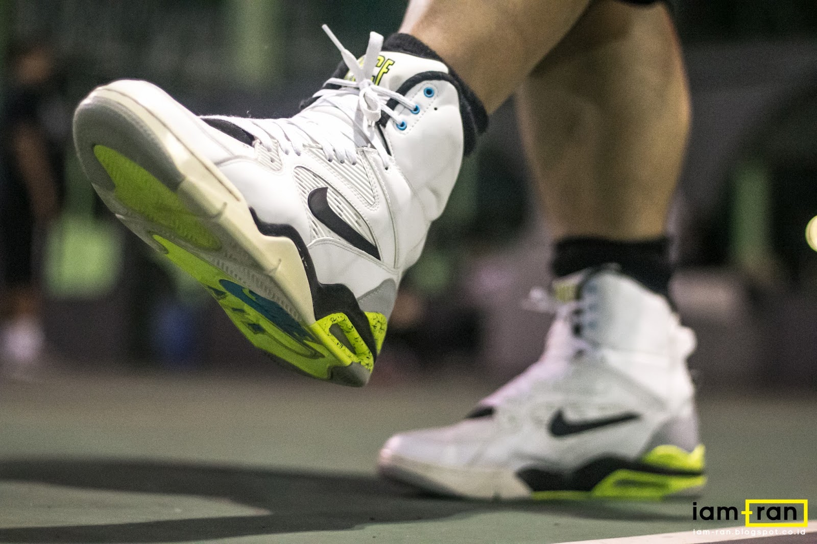 IAM-RAN: ON FEET : Ferry - Nike Air Command Force