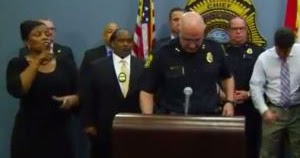 Ability Chicago Info Blog : ASL Poser Derlyn Roberts with Criminal Past ...