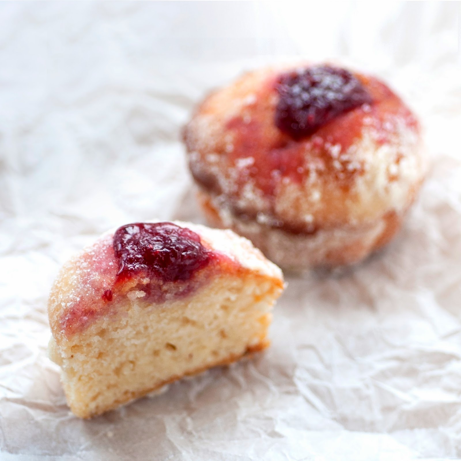 Is is a duffin or is it a muffnut? Jam doughnut muffins supergolden bakes