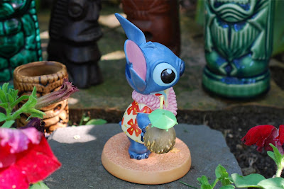 Stitch! Walt Disney Classics Collection - Living a Disney LifeLiving a ...