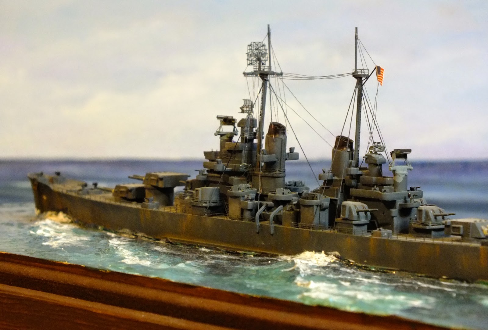 MODELSHIPS & WORLD IN SCALE: USS Baltimore (CA-68), 1943.